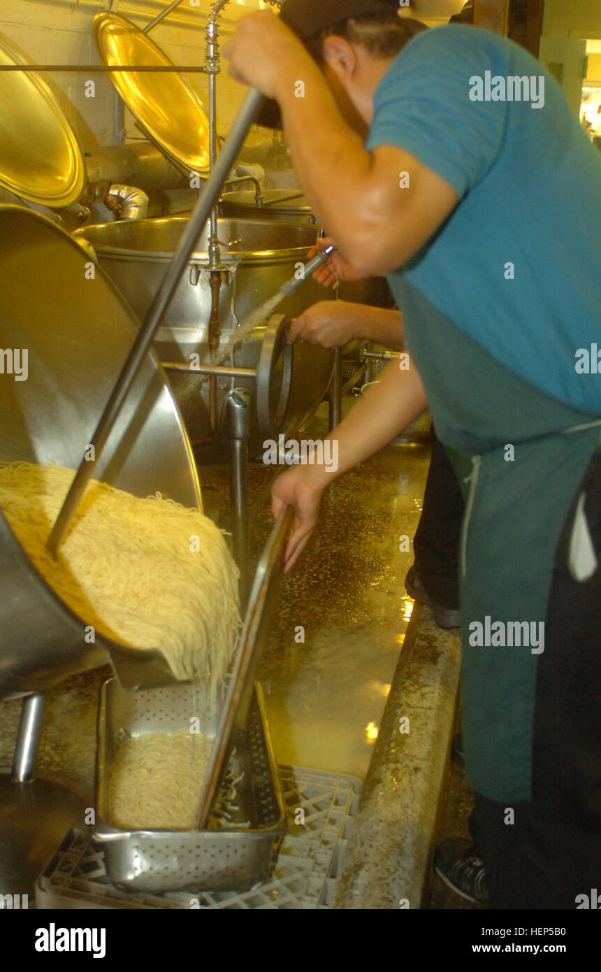 Detainee meals hi-res stock photography and images - Alamy