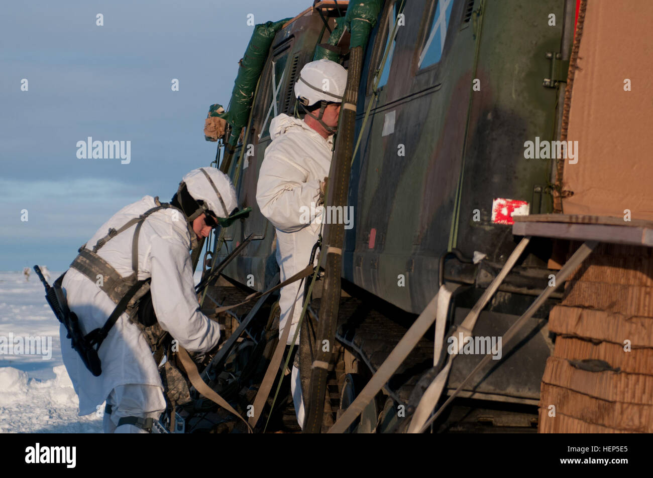 Paratroopers with U.S. Army Alaska’s 4th Infantry Brigade Combat Team ...
