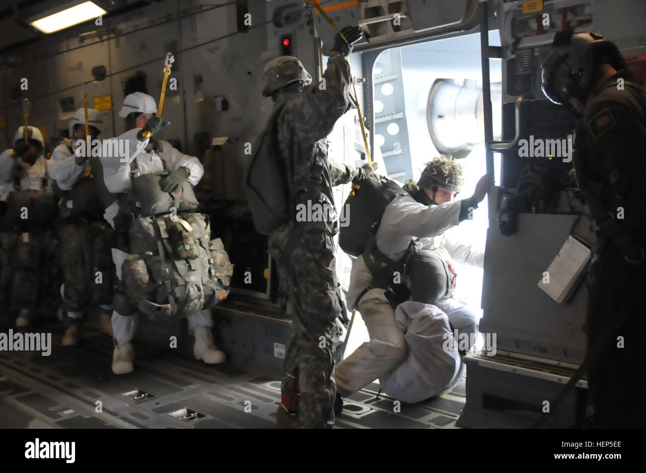 Warrant Officer Peter Filis, a jump master with the Princess Patricia’s ...