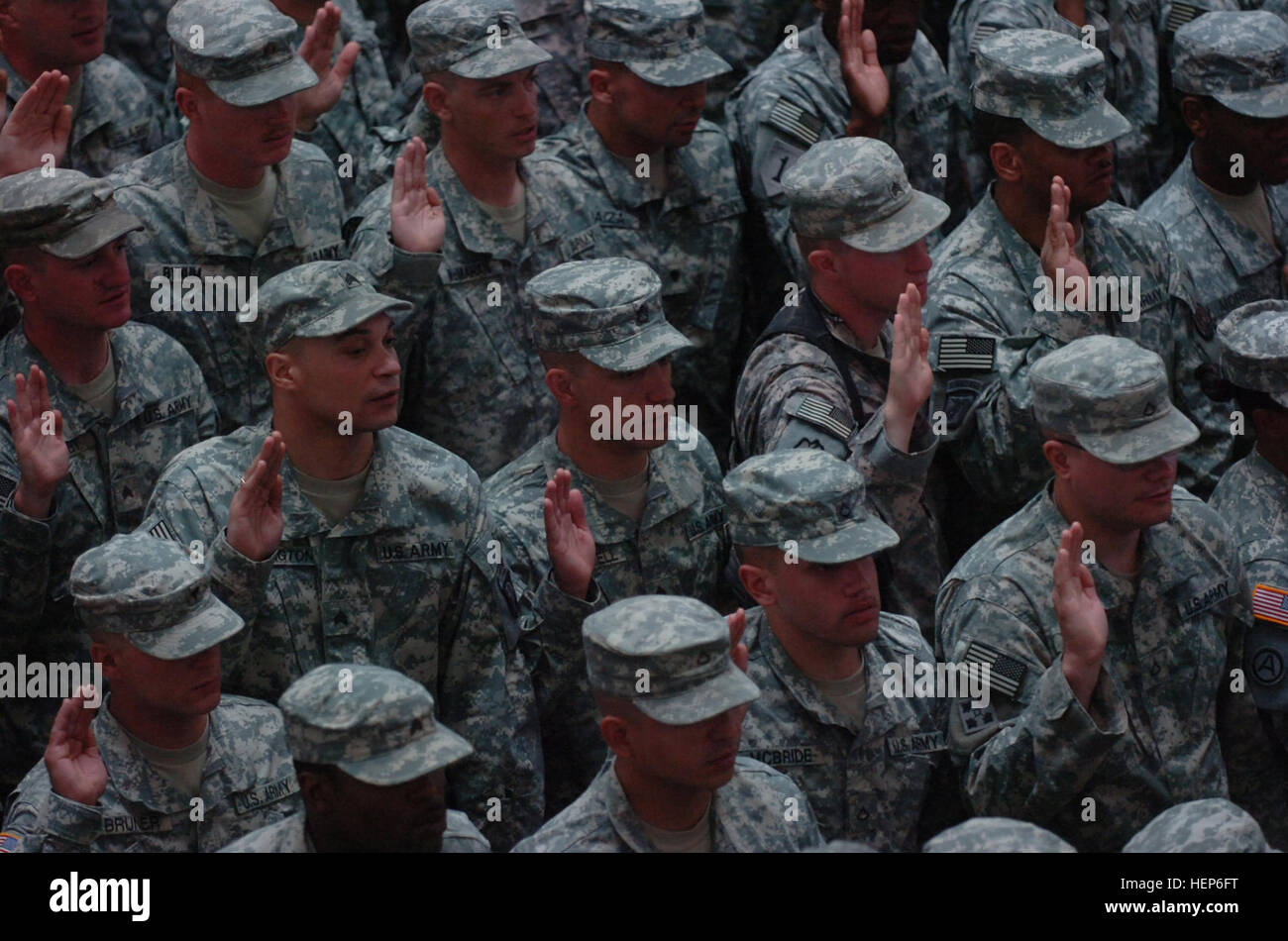 Soldiers, Sailors, Airmen and Marines rise their right hands and recite ...