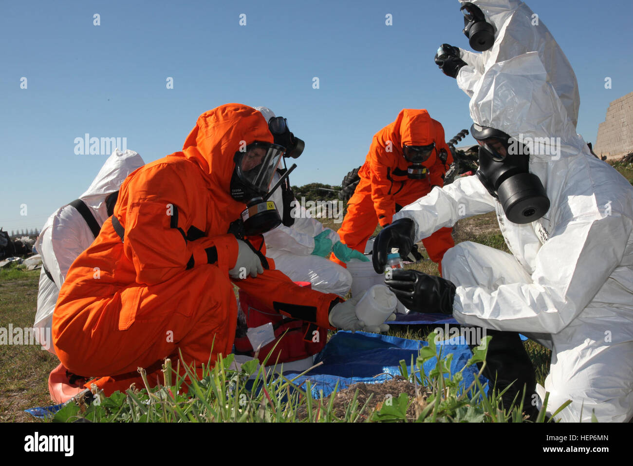 A combined sampling team of Soldiers from the 7th Civil Support Command ...