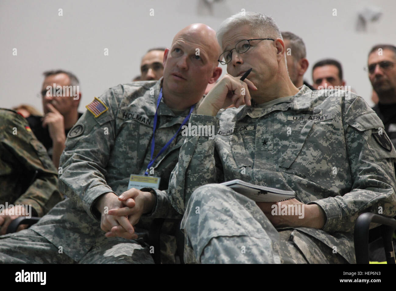 Commanders update brief hi-res stock photography and images - Alamy