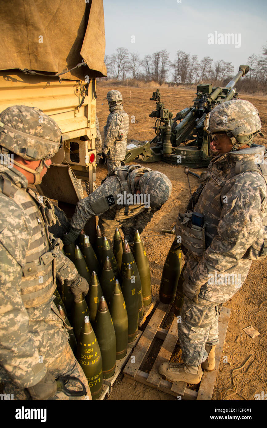 2 11 field artillery regiment hi-res stock photography and images - Alamy