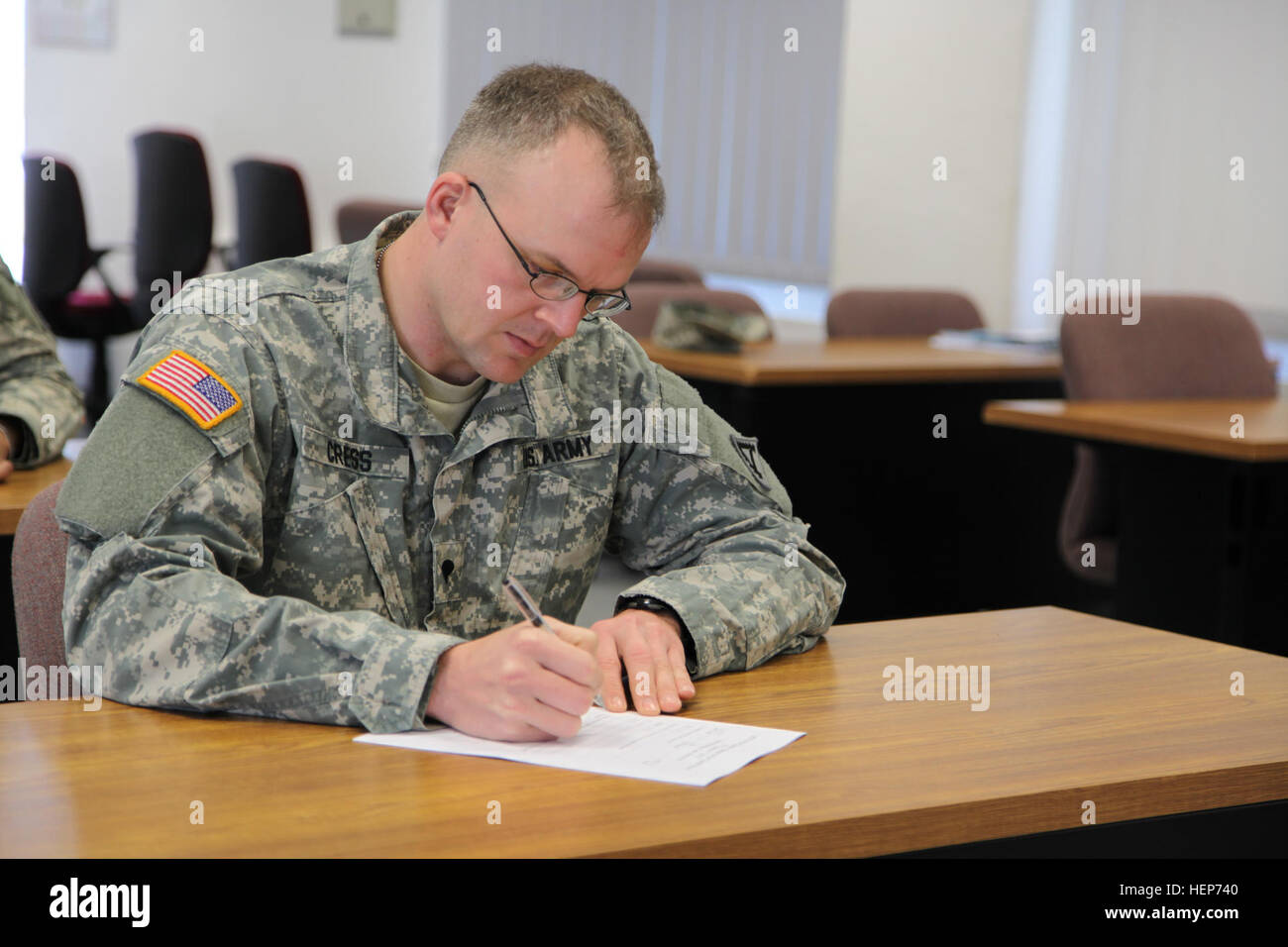 U.S. Army Spc. John Cress of Viper Team, Joint Multinational Readiness ...