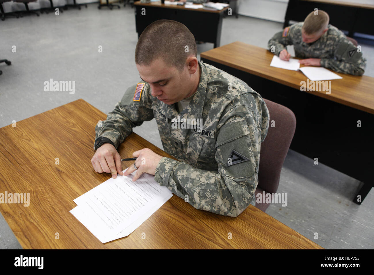 U.S. Army Spc. Matthew Morris of Charlie Company, 1st Battalion, 4th ...