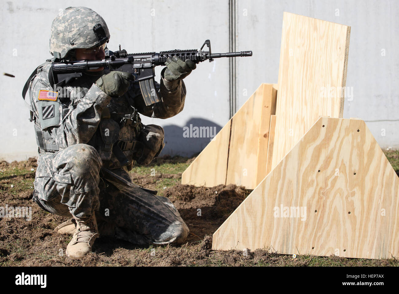 U.S. Army Spc. Brian Chaney of Viper Team, Joint Multinational ...
