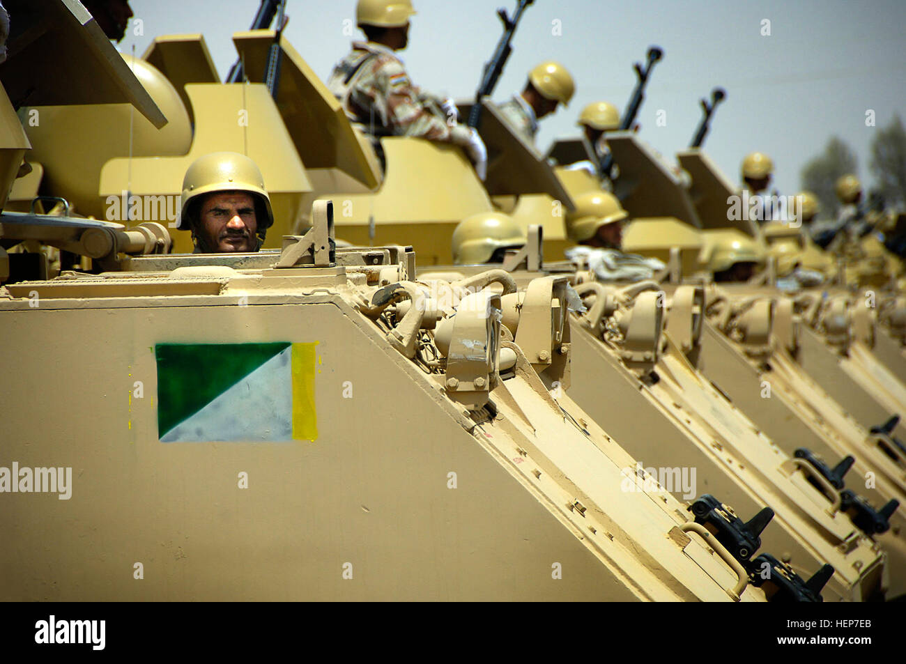 Iraqi soldiers with 4th Battalion (Mechanized), 36th Brigade, 9th Iraqi ...