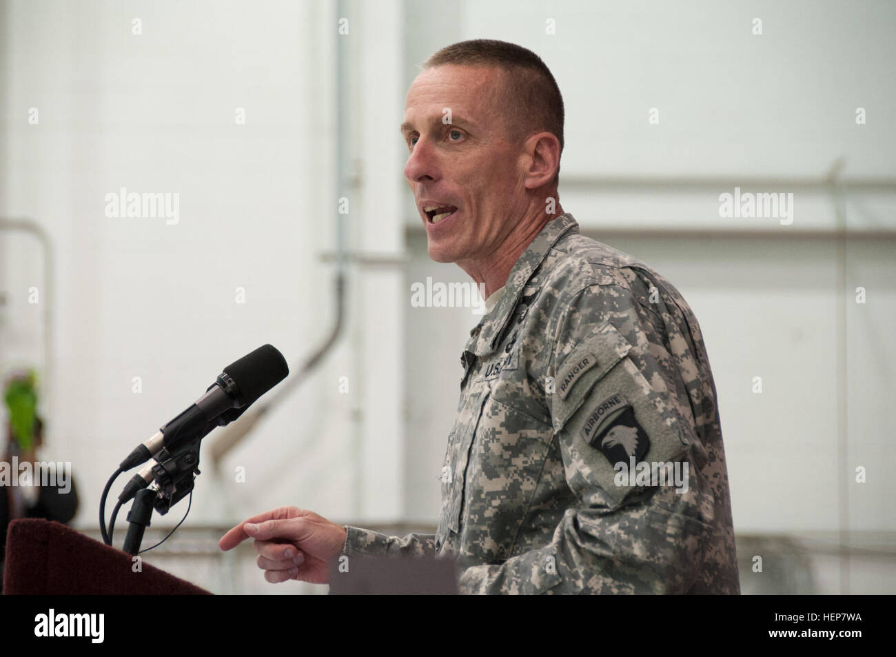 Maj. Gen. Gary J. Volesky, commanding general of the 101st Airborne ...