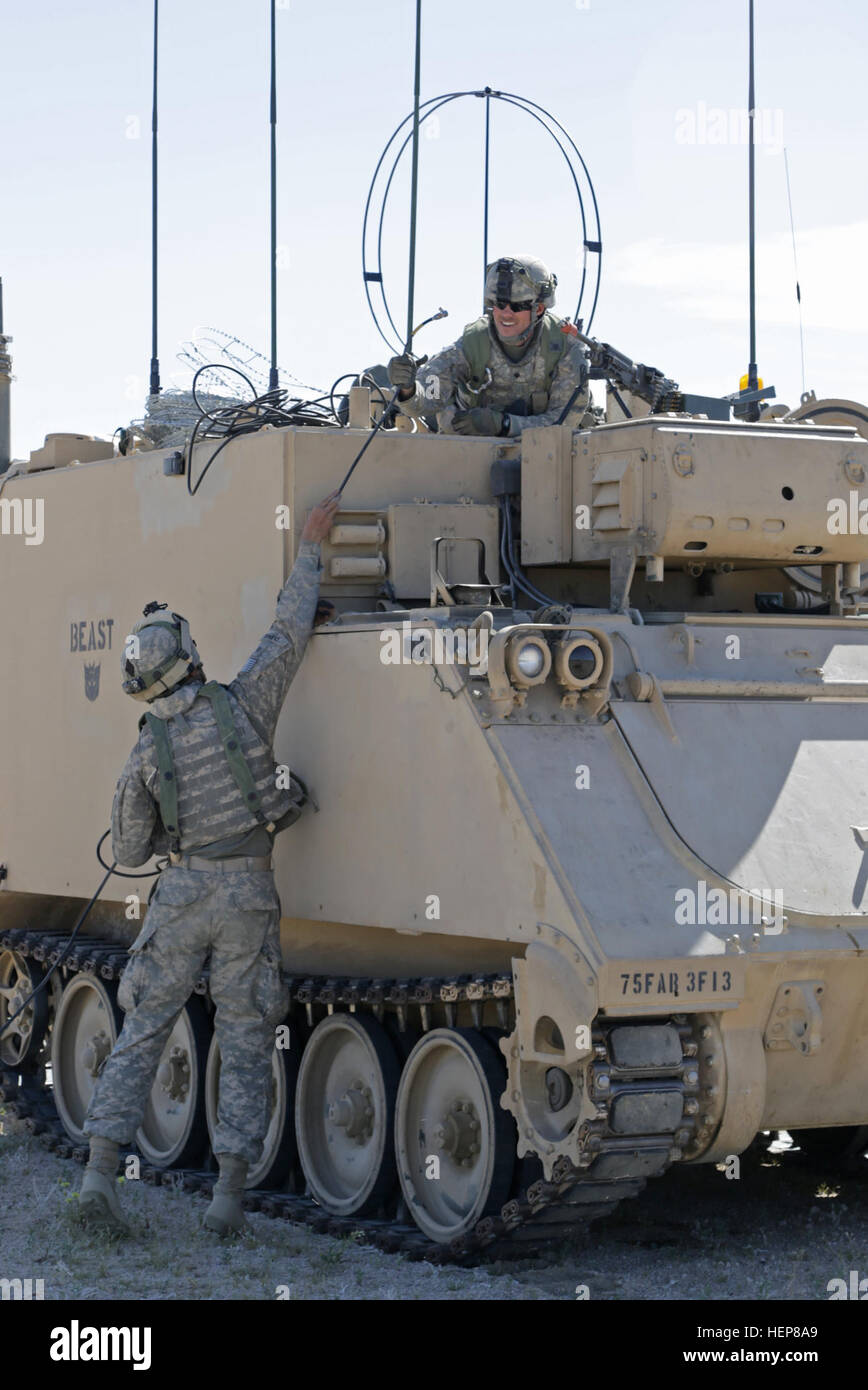 U.S. Army Soldiers from the 3rd Battalion, 13th Field Artillery ...