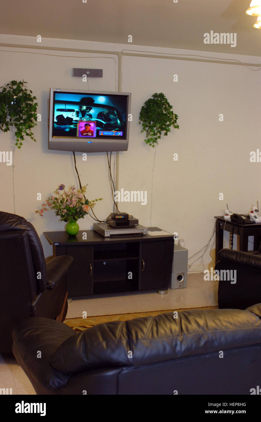 Cable a tierra hi-res stock photography and images - Alamy