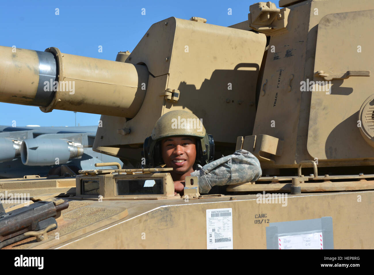 Soldiers from Charlie Battery, 29th Field Artillery Regiment, 2nd ...