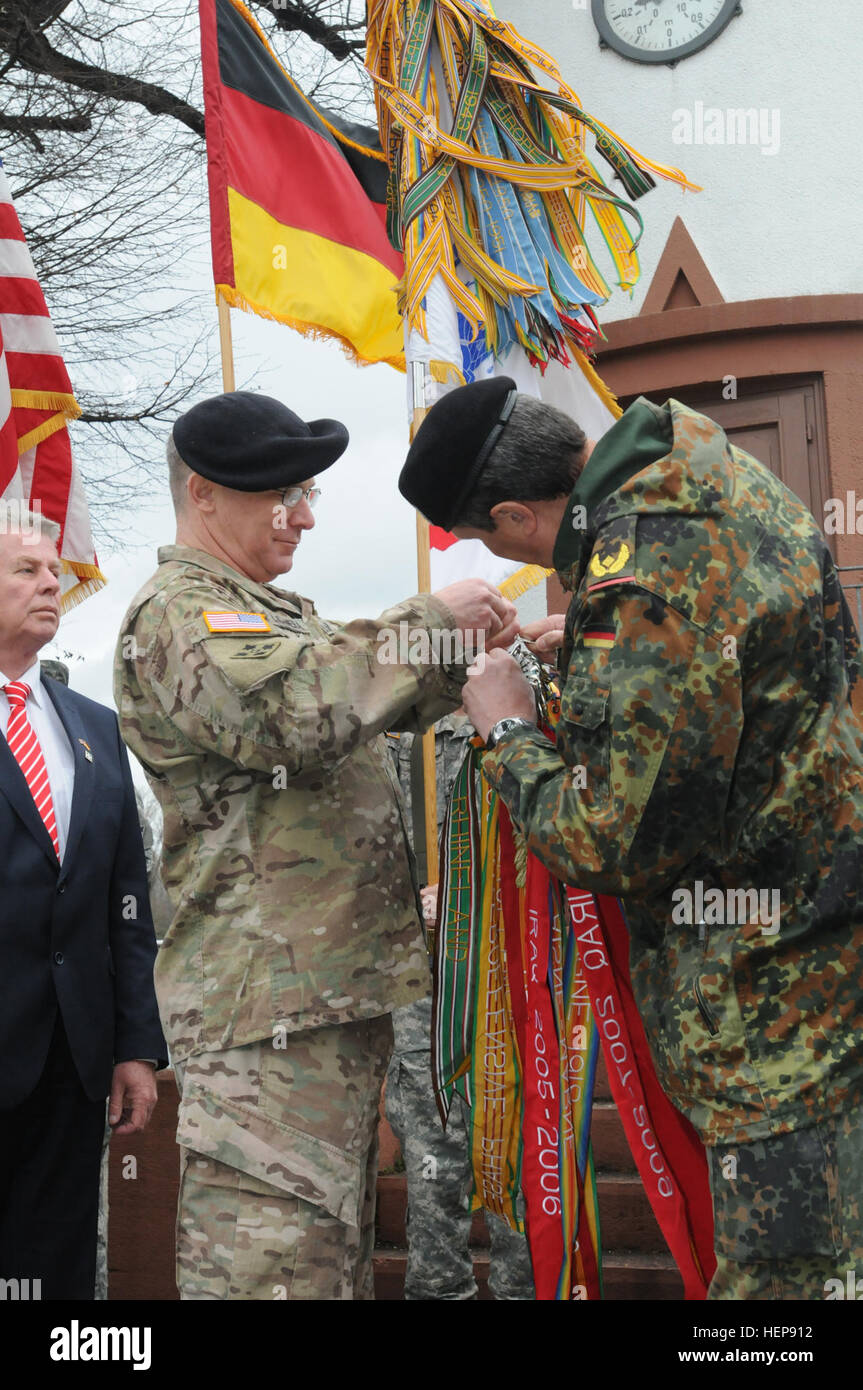 Commanding General Maj. Gen. Paul J. LaCamera, 4th Infantry Division ...