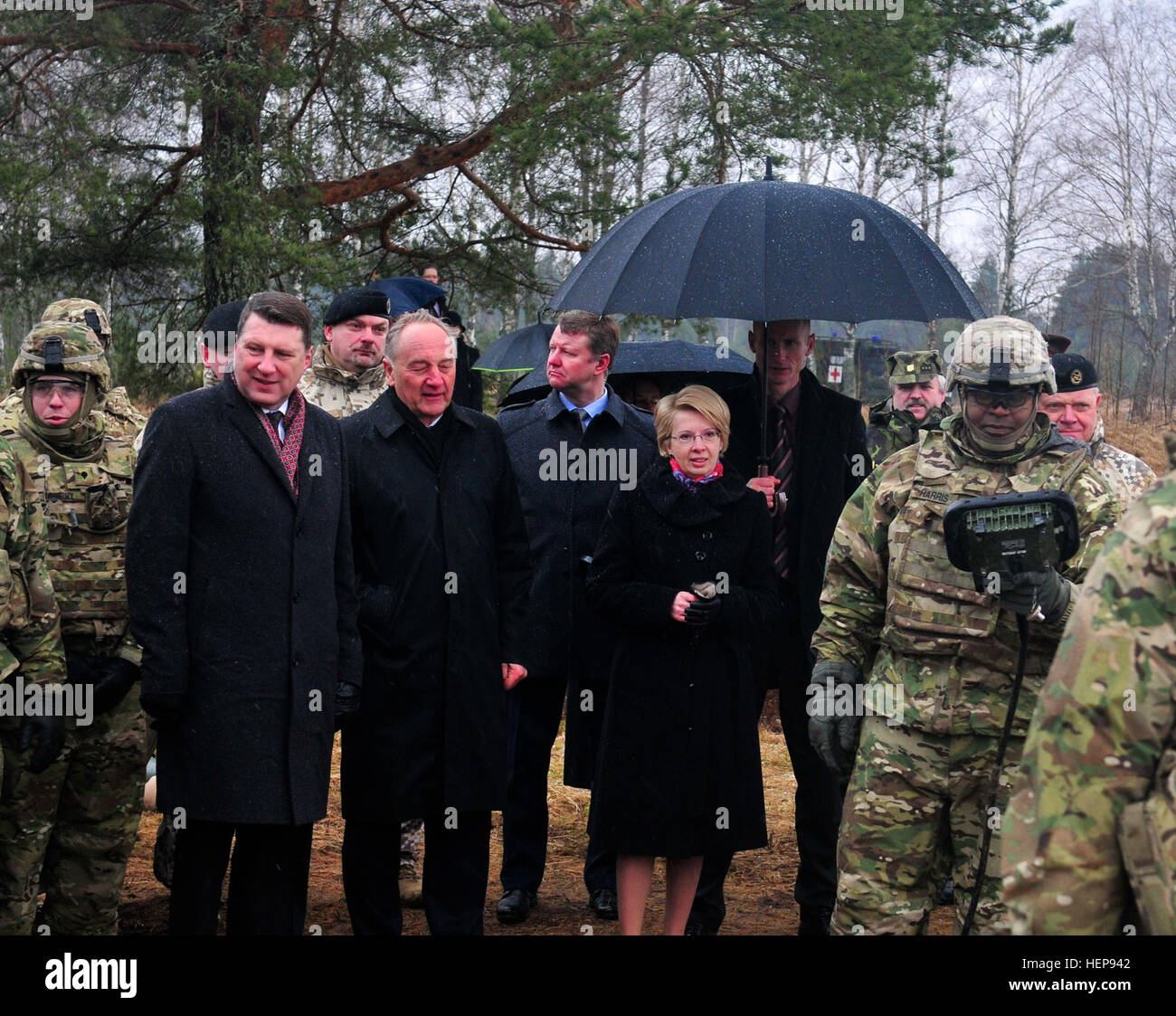Troopers from Bravo Battery, Field Artillery Squadron, 2nd Cavalry ...