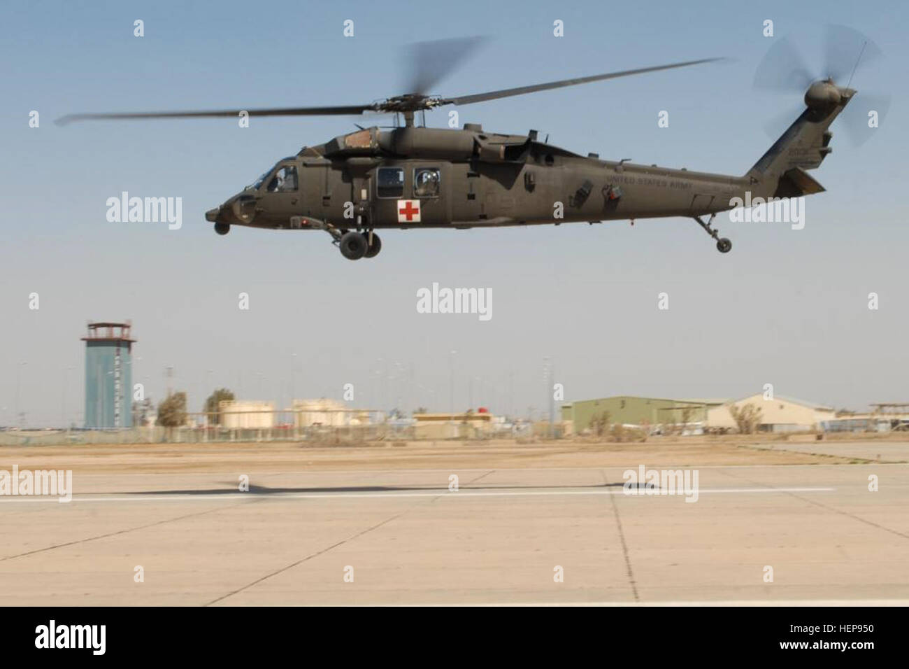An Army National Guard HH-60M medevac helicopter from 4th Platoon ...