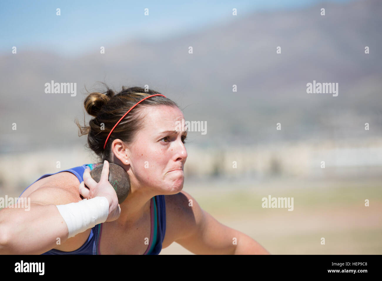 Veterans soldiers compete in hi-res stock photography and images - Alamy