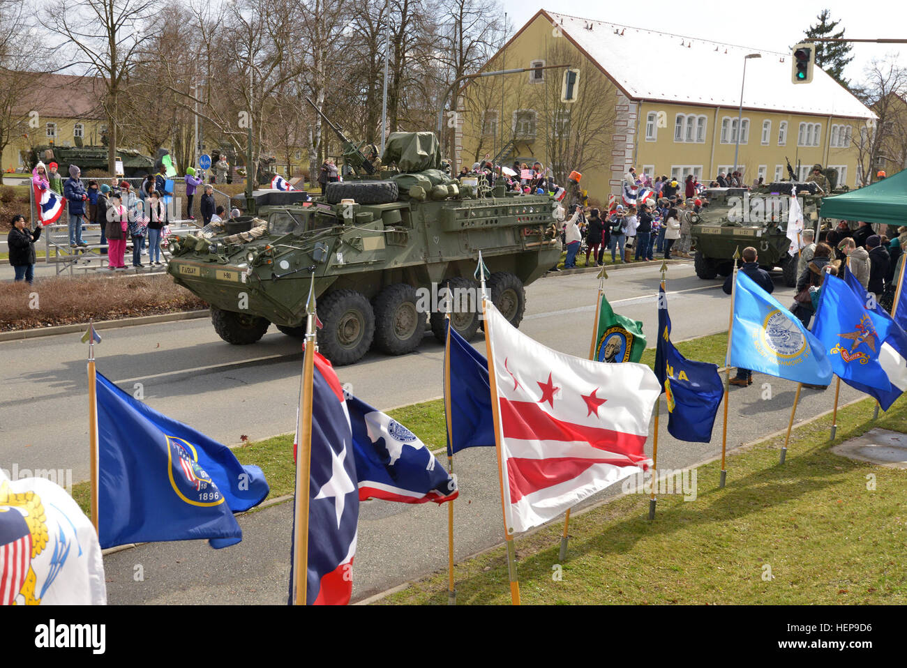 Soldiers with 3rd Squadron, 2nd Cavalry Regiment parade through Rose ...