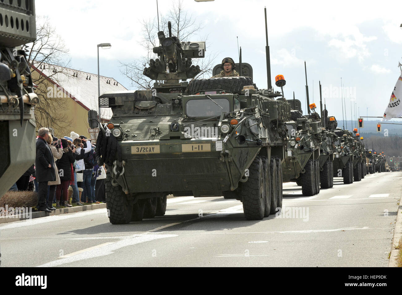 Soldiers with 3rd Squadron, 2nd Cavalry Regiment parade through Rose ...