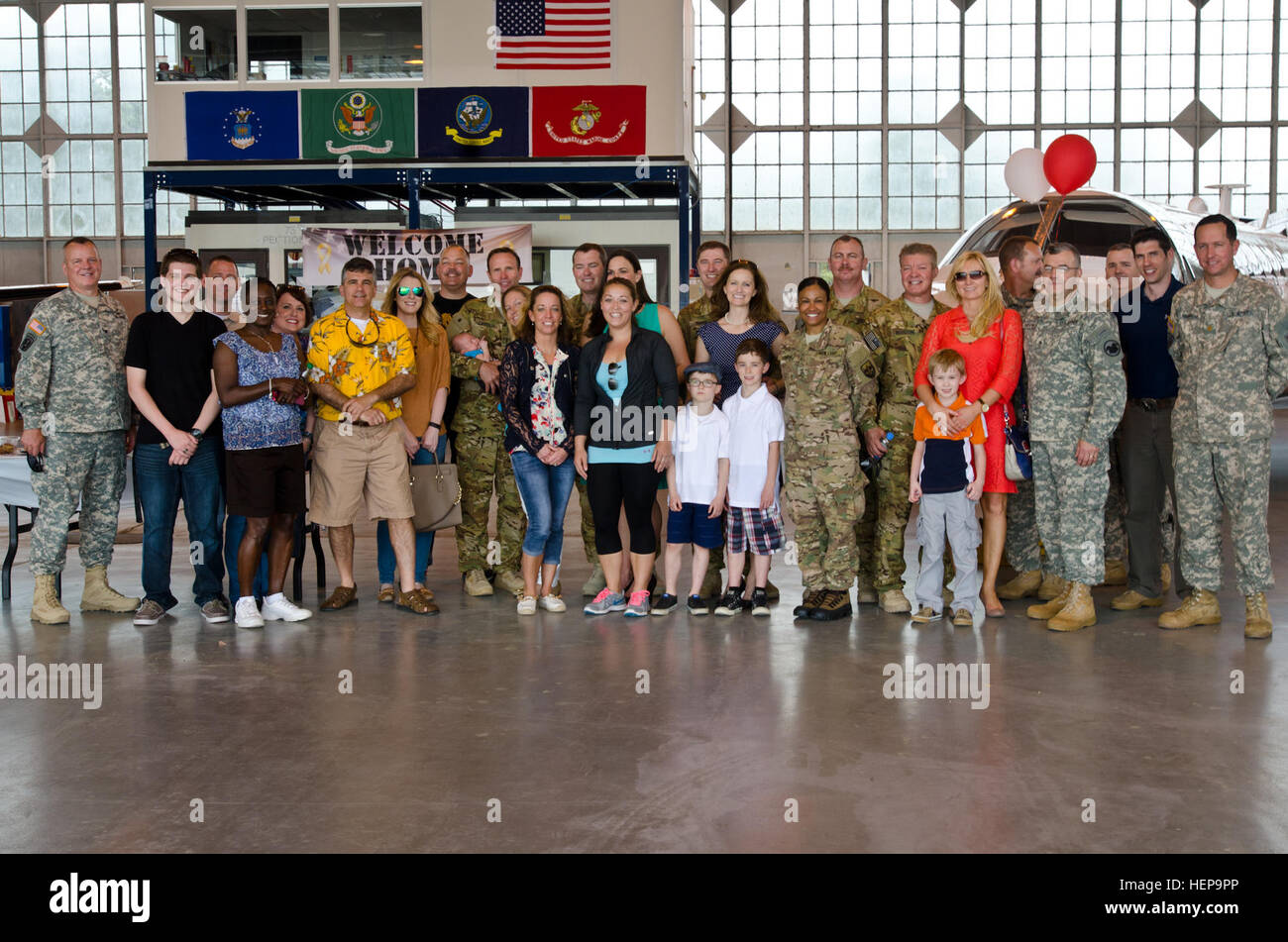 U.S. Army Reserve Soldiers assigned to C Company 2nd Battalion, 228th ...