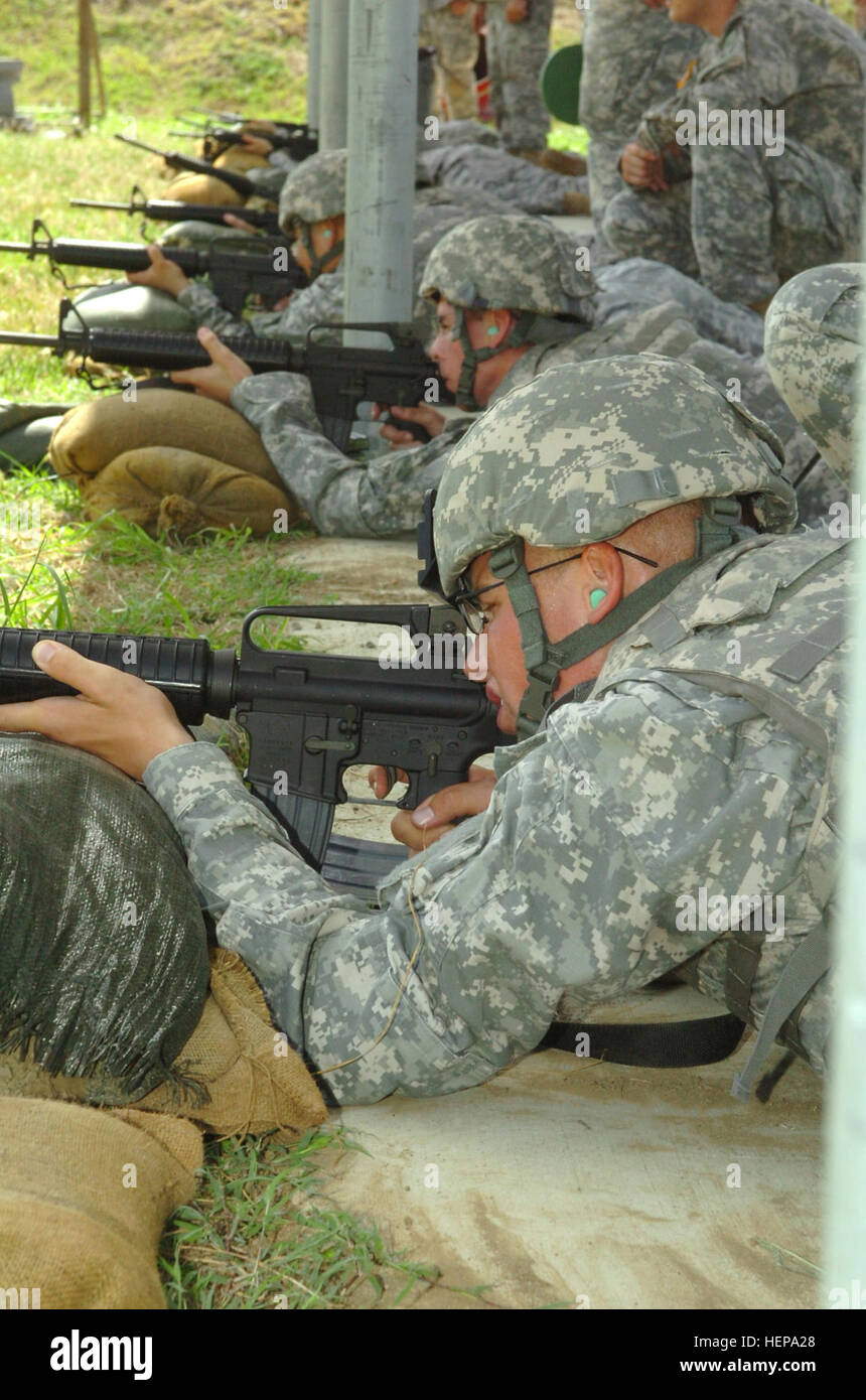 GUANTANAMO BAY, Cuba- Soldiers of the 525th Military Police Battalion ...