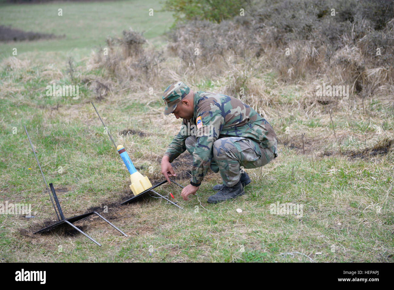 U s army personnel launch hi-res stock photography and images - Alamy