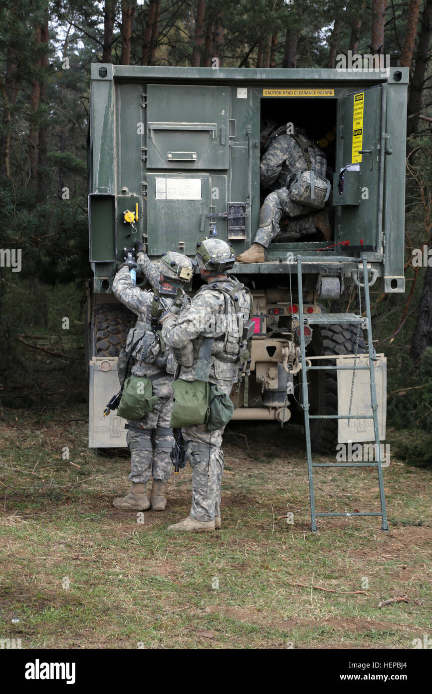 U.S. Army soldiers of the Regimental Support Squadron, 2nd Cavalry ...