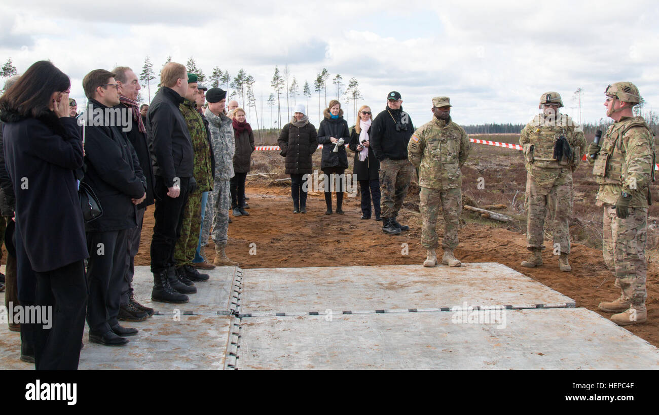 Lt. Col. Chad Chalfont, (right) the commander of 2nd Battalion, 7th ...