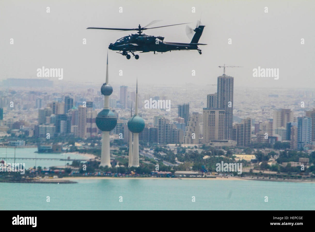 An AH-64D Apache Longbow from Charlie Company, 4th Battalion, 501st ...