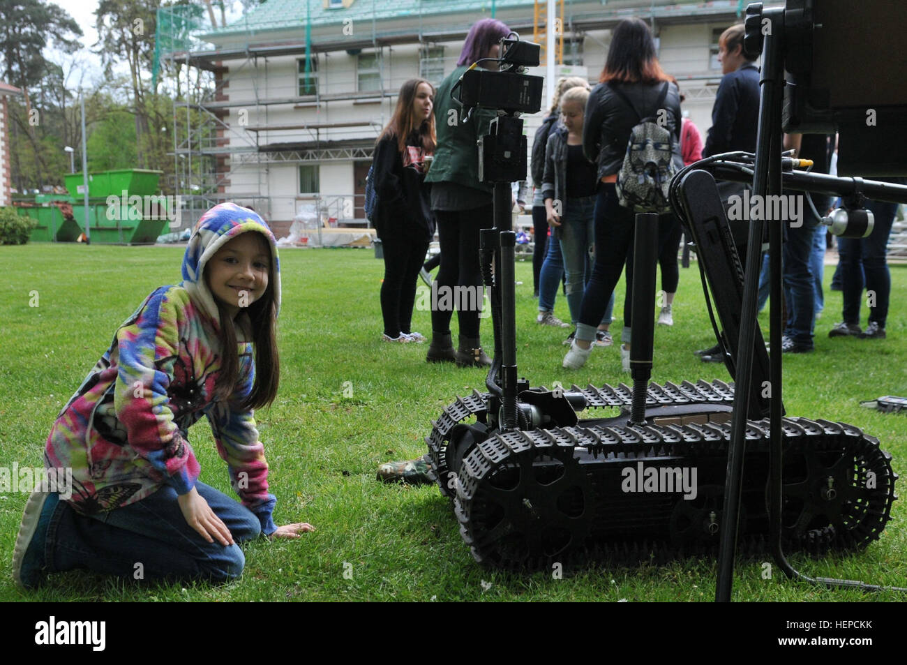 Students get hands-on experience working with the bomb recovery robots ...