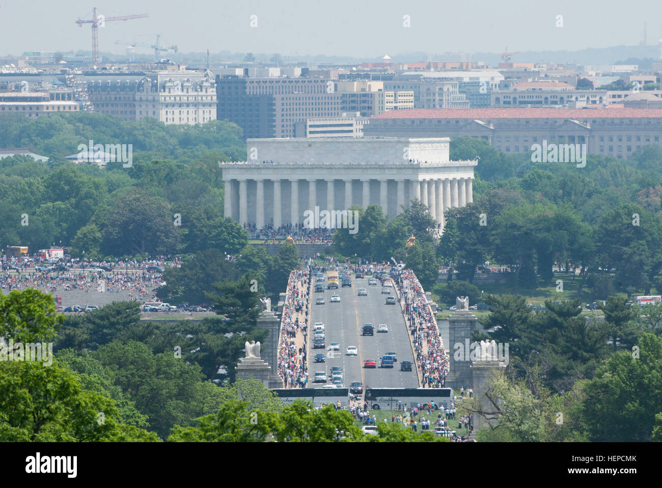 World War II era planes fly over Washington, D.C., on the anniversary ...
