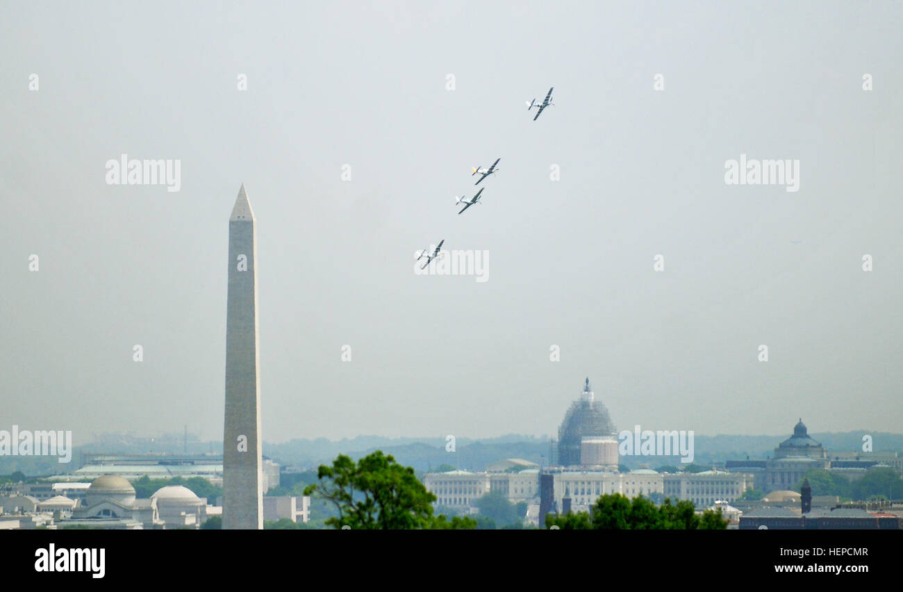 World War II-era planes fly over Washington on the anniversary of ...