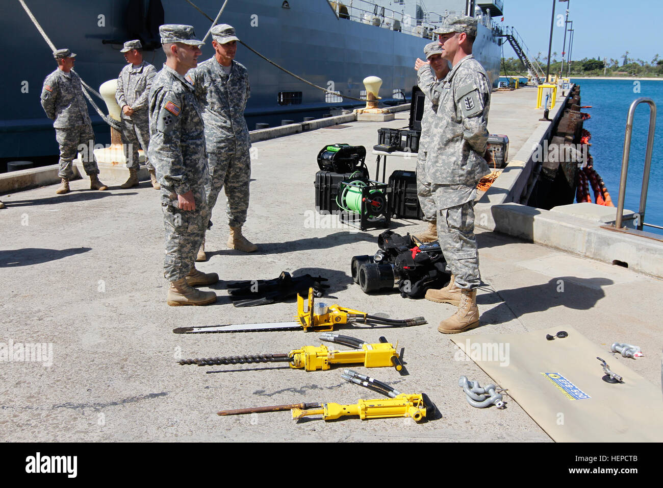 Army logistic support vessel hi-res stock photography and images - Alamy