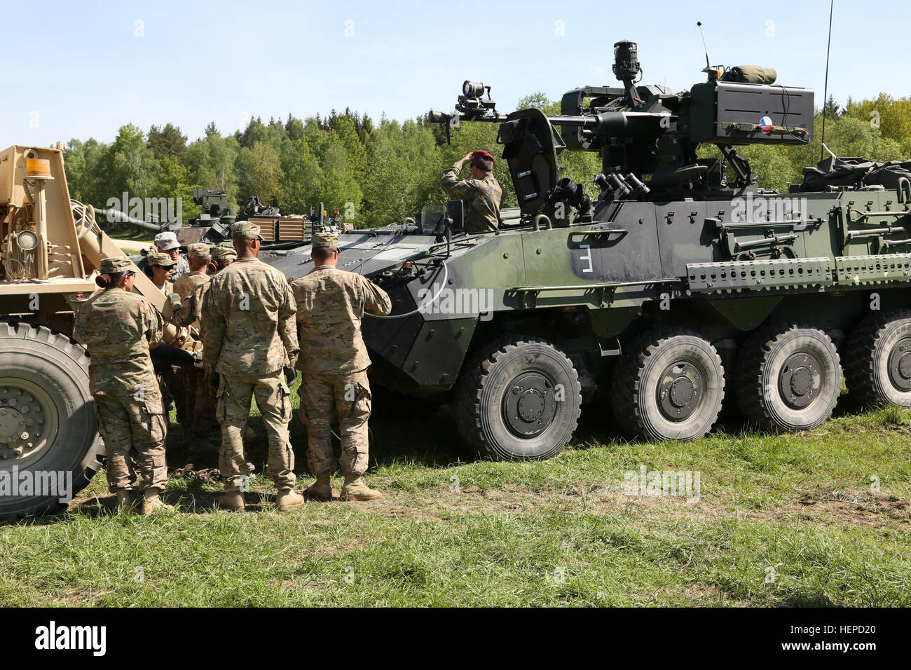 U.S. Soldiers of 3rd Battalion, 69th Armored Regiment, 1st Armored ...
