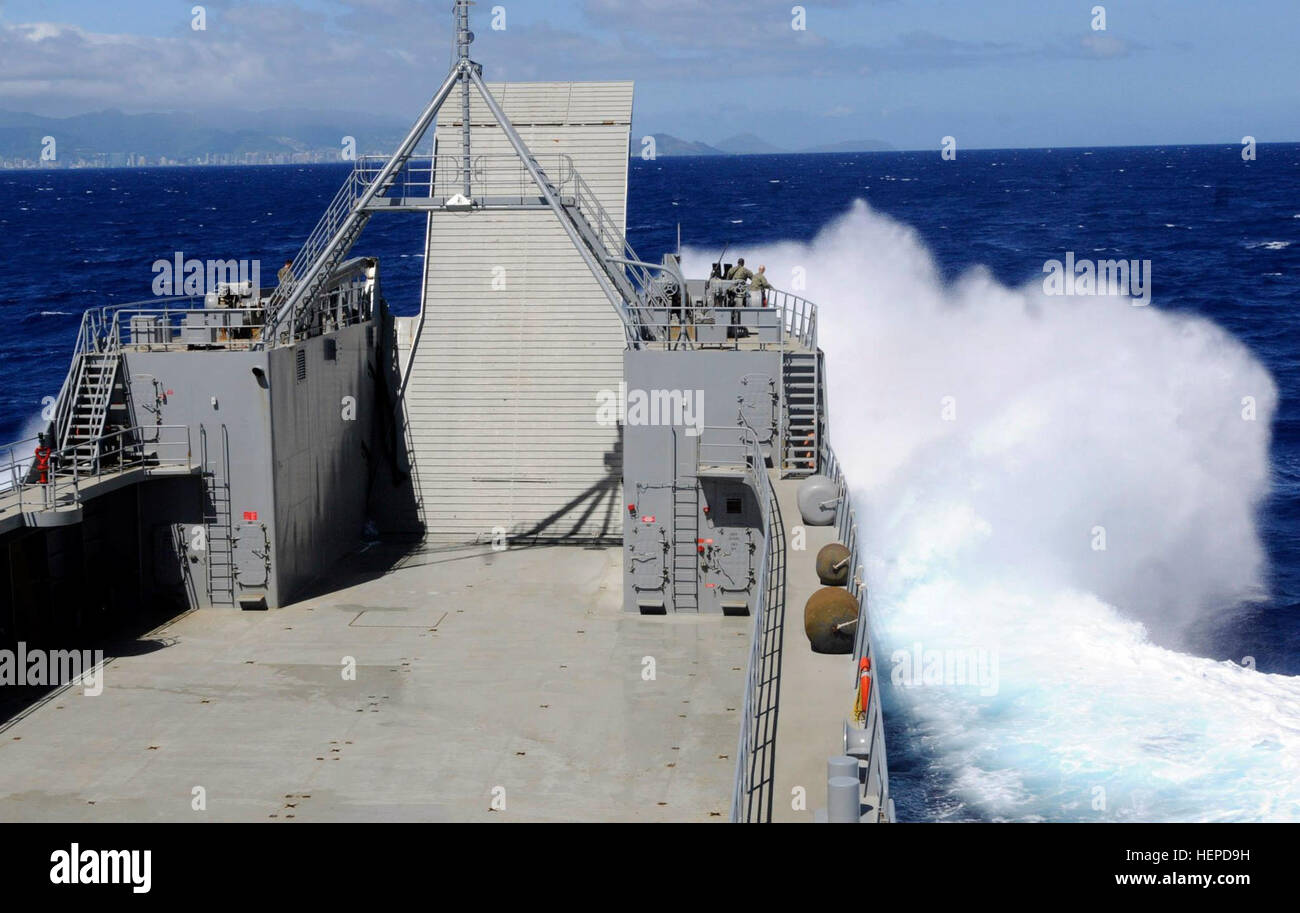 Army mariners from the 163rd Transportation Detachment and U.S. Navy ...
