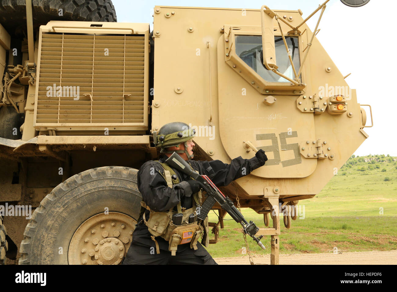 U.S. Army Pvt. John Shields of Alpha Company, 1st Battalion, 4th ...