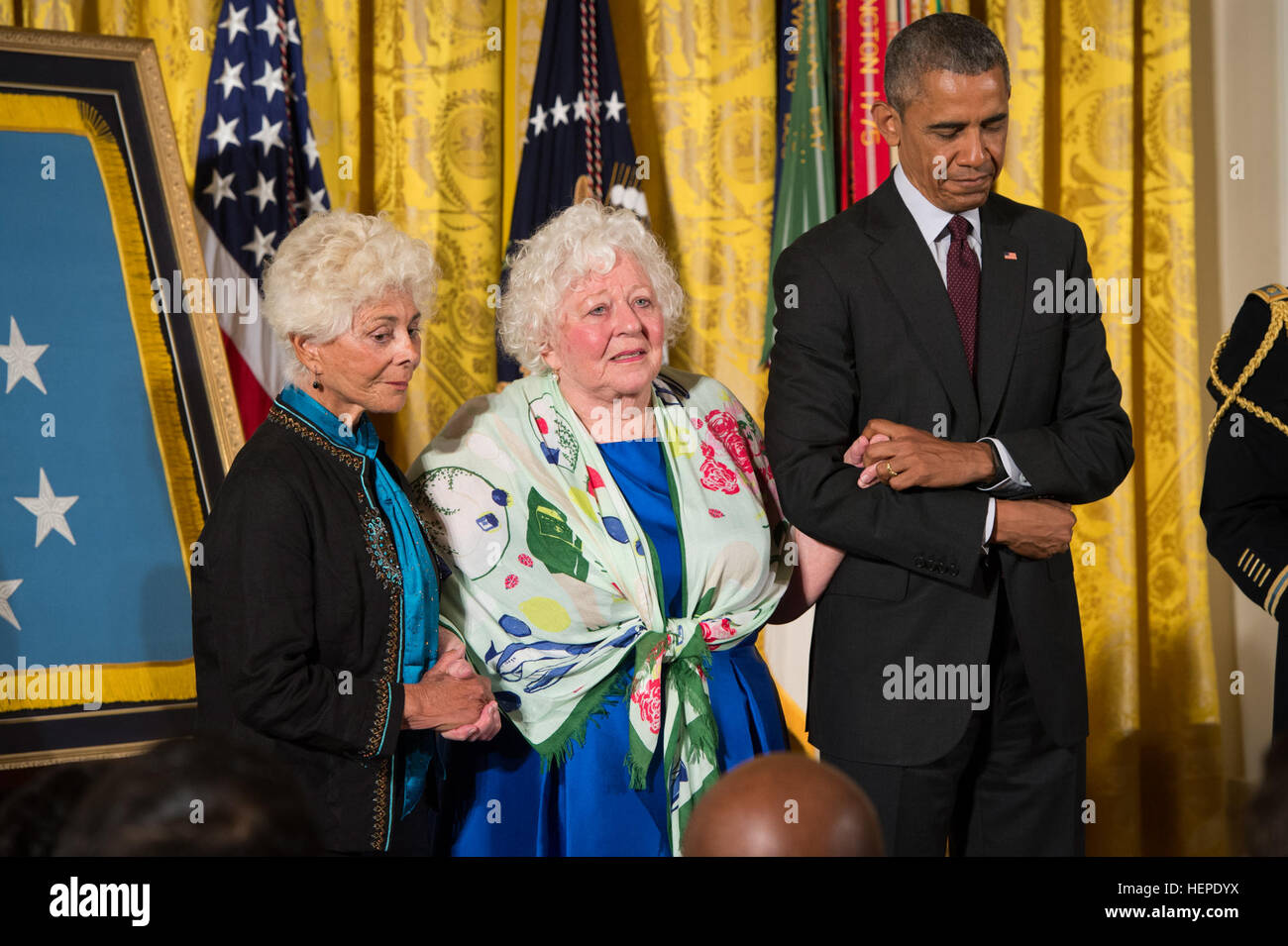 President Barack Obama bestows the Medal of Honor to Army Sgt. William ...