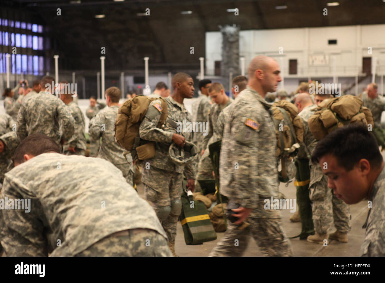 : U.S. Army soldiers of the 1st-143rd Infantry Battalion (Airborne), of ...