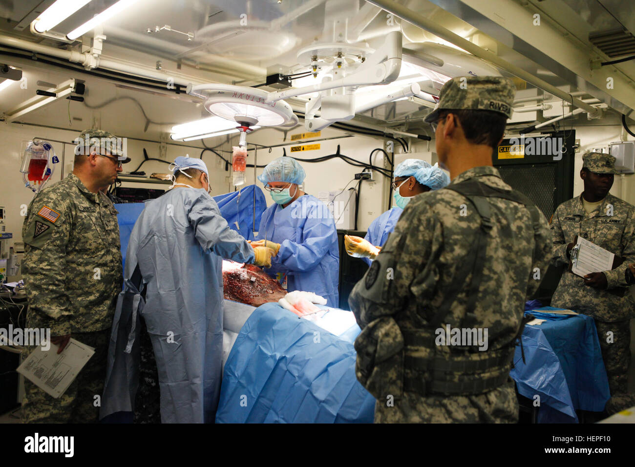 U.S. Navy Reserve Sailors with the Expeditionary Medical Facility Great ...