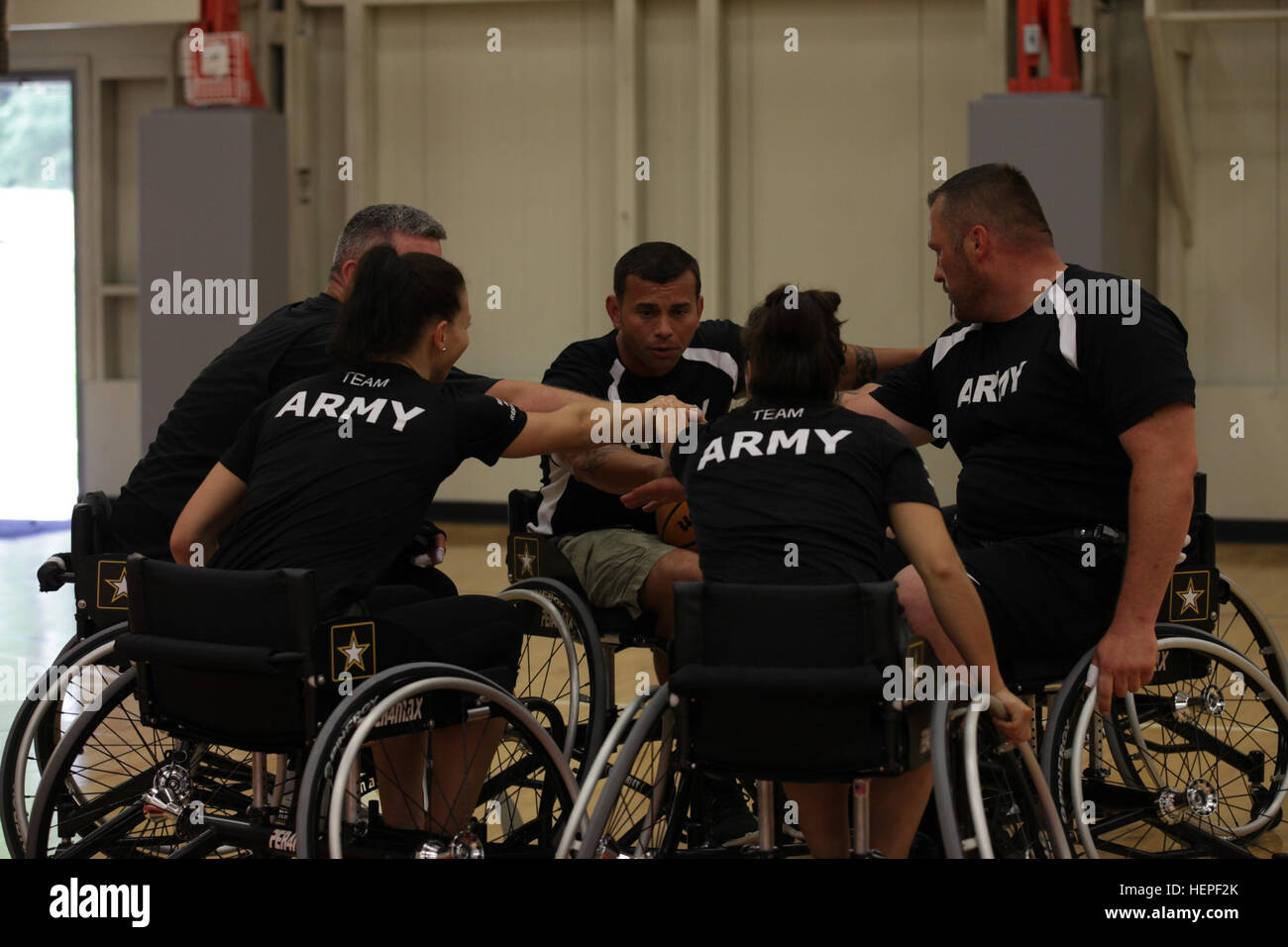 U S Army Active Duty And Veteran Athletes And Cadre Bring It In During