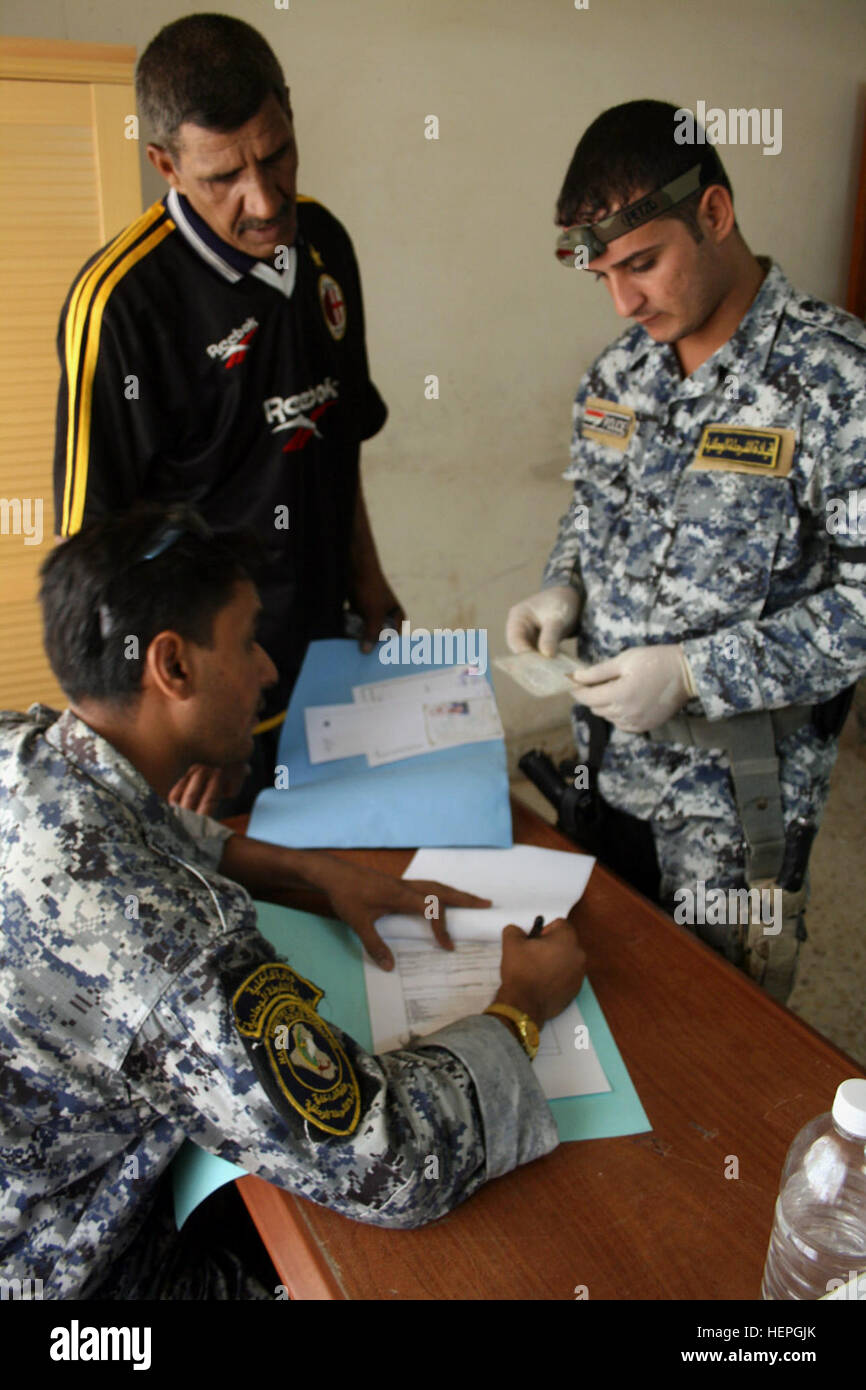 Military screening process hi-res stock photography and images - Alamy