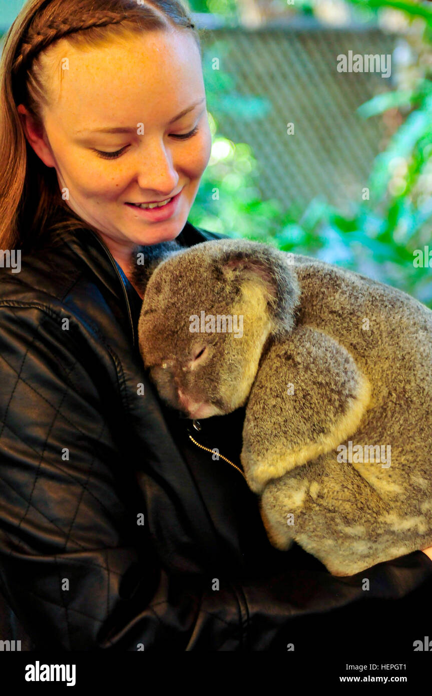 Spc. Kristen Terry, cable team leader with Company C, Headquarters and ...