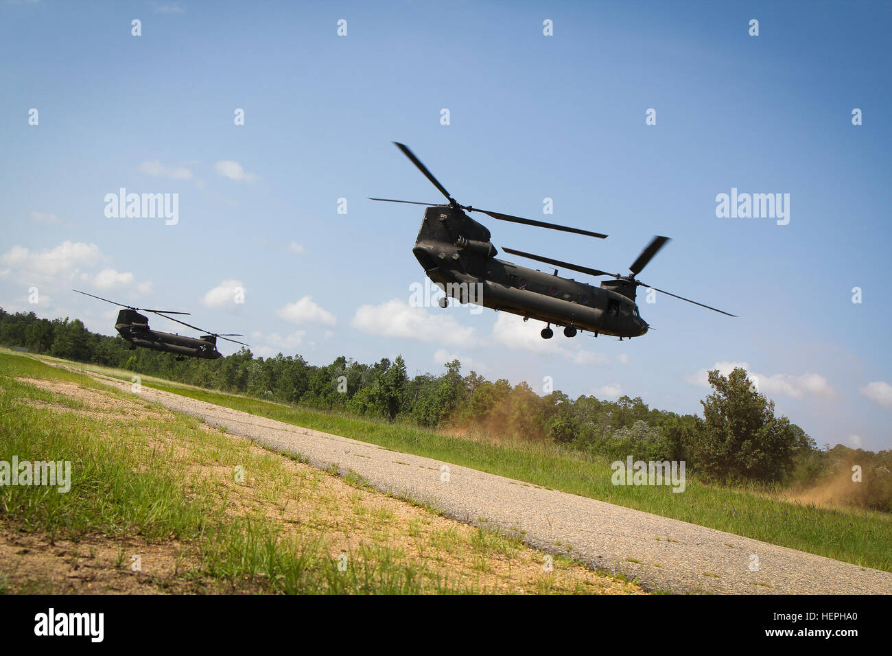Soldiers of the 155th Headquarters Headquarters Company travel back ...