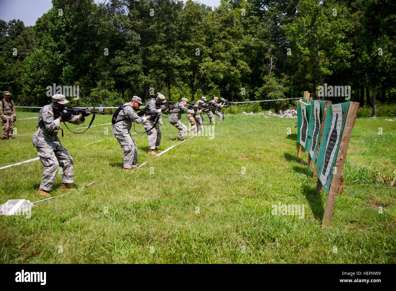 Soldiers from 2nd Platoon, Company A, 1st Battalion, 26th Infantry ...