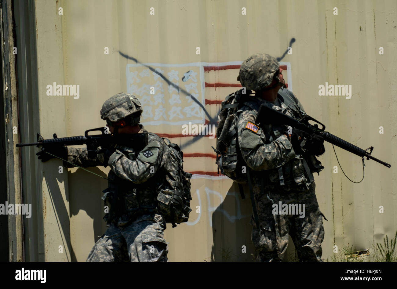 Two Army Reserve Soldiers from the 479th Engineer Battalion ...