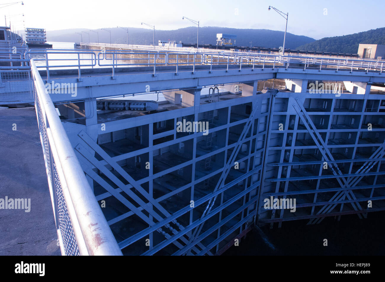 Motor Vessel Mississippi prepares to enter Guntersville Lock in Grant ...