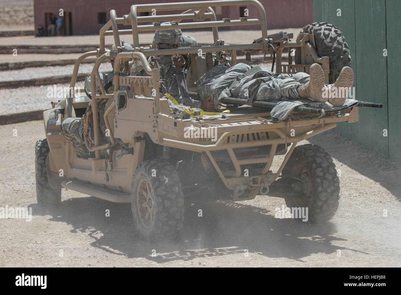 Joint light tactical vehicle desert hi-res stock photography and images ...
