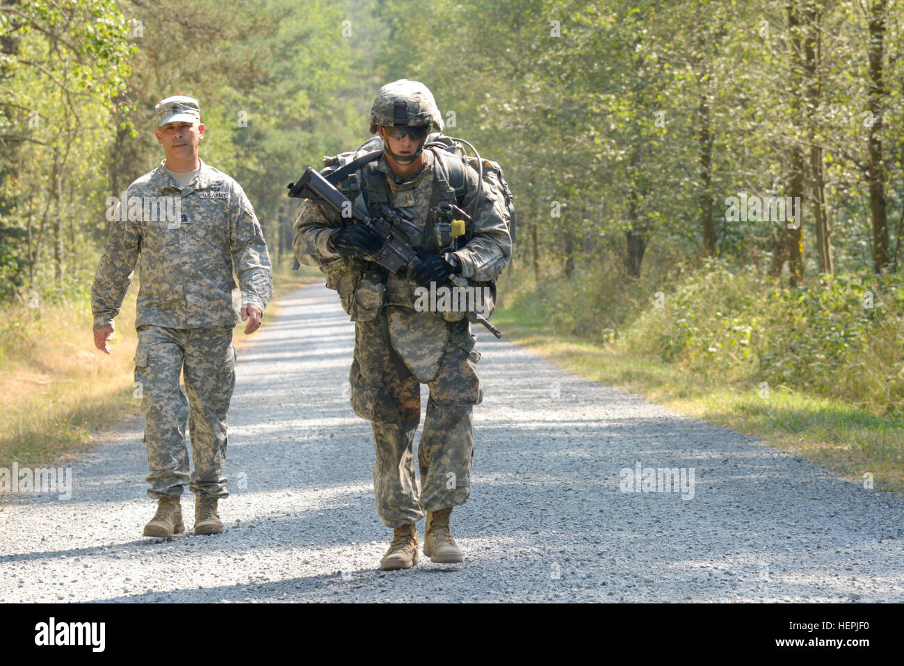 U.S. Army 2nd Lt. Robert Hurd, assigned to the Bravo Company, 1st ...