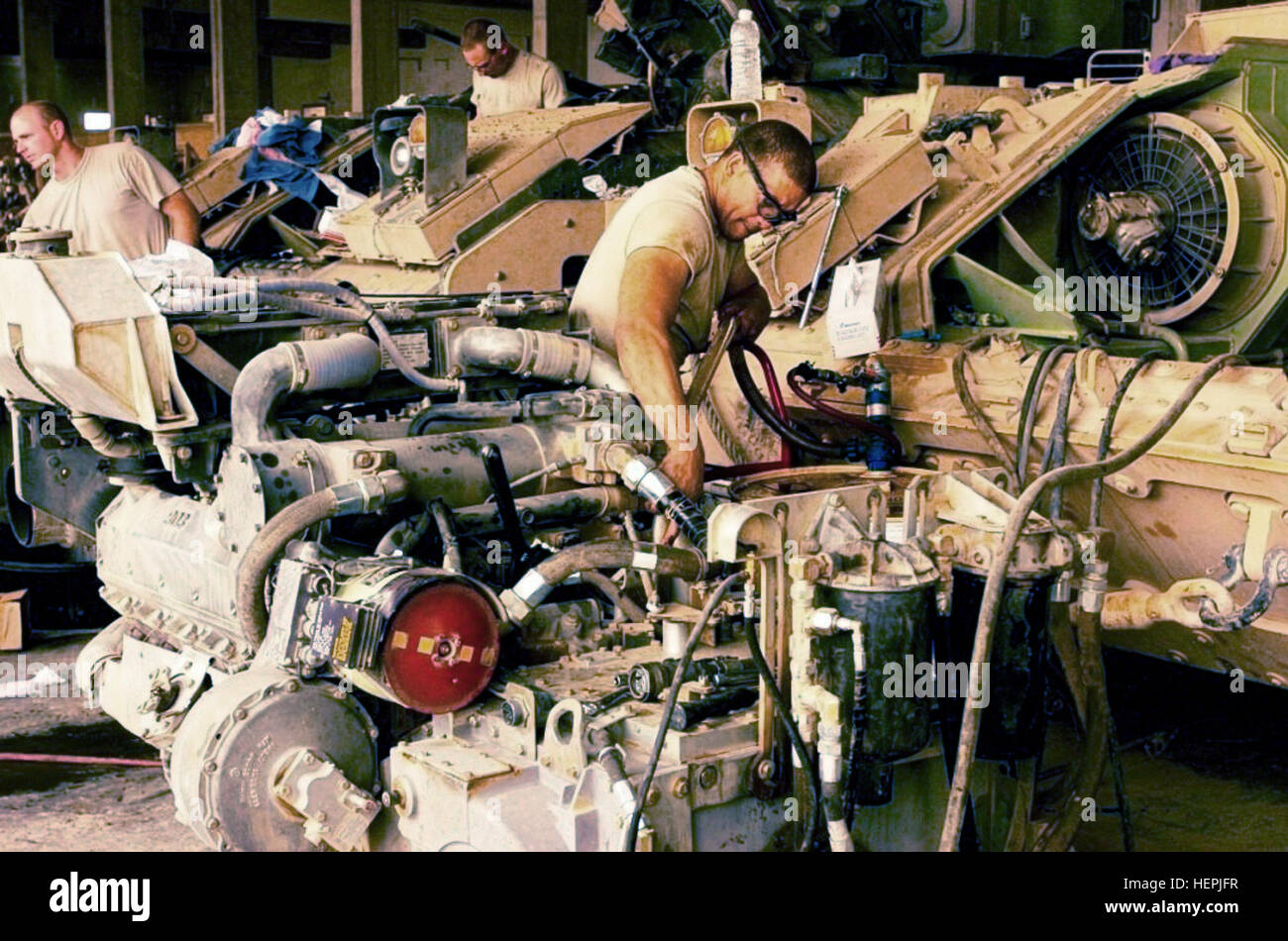 M2 Bradley IFV Engine Stock Photo - Alamy