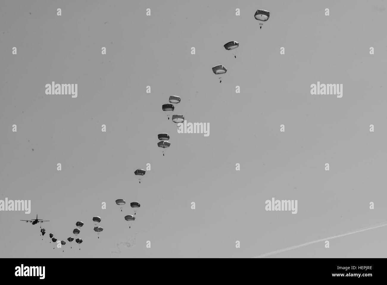 Paratroopers from multiple NATO nations conduct airborne operations ...