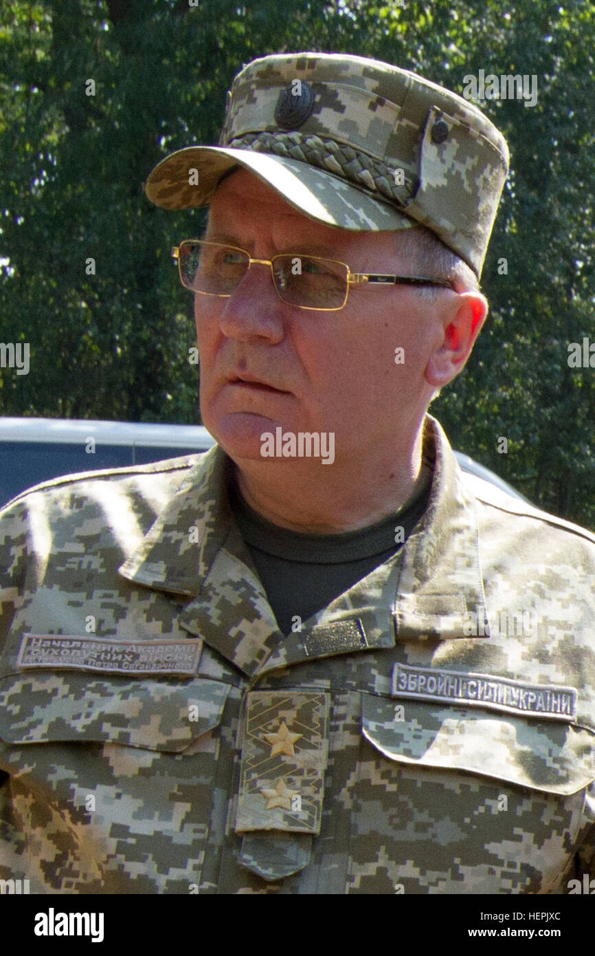 Military personnel conduct aircraft hi-res stock photography and images ...