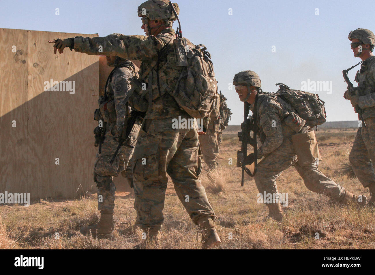 Paratroopers assigned to the 2nd Battalion, 325th Airborne Infantry ...